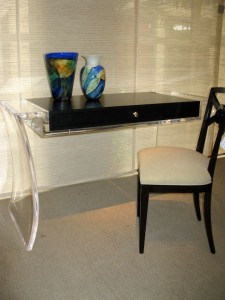 18 Sleek Acrylic Computer Desk Designs for Small Home Office