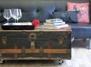 18 Elegant Trunk Coffee Table Designs