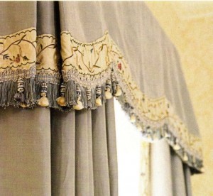 17 Various Types of Valances to Accentuate Your Curtains